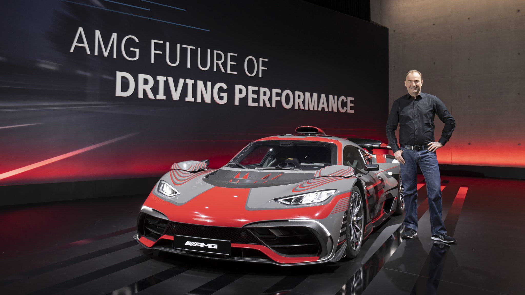 Mercedes-AMG define el futuro de Driving Performance - V8 Biturbo